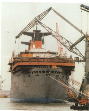 Cruise Talk: The Breakup of the SS Norway has begun